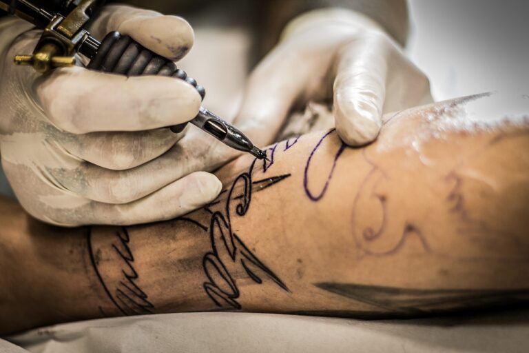 48% of Italians are tattooed: world record - Life in Italy